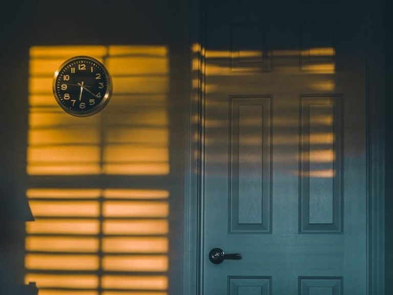 Red Door Yellow Door: The Game Rules, How to Play, and What To Expect