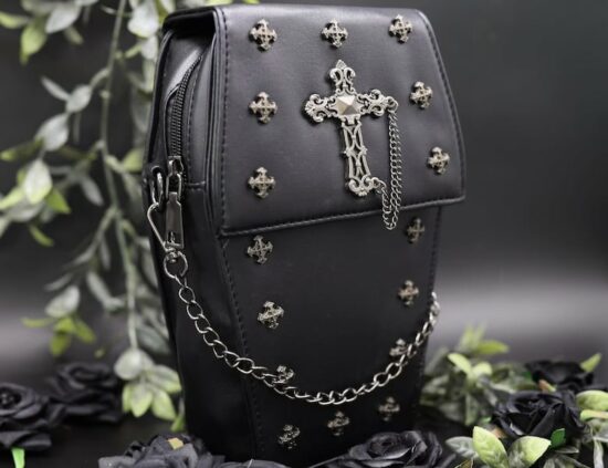Cute Goth Purse Styles and Looks for 2022